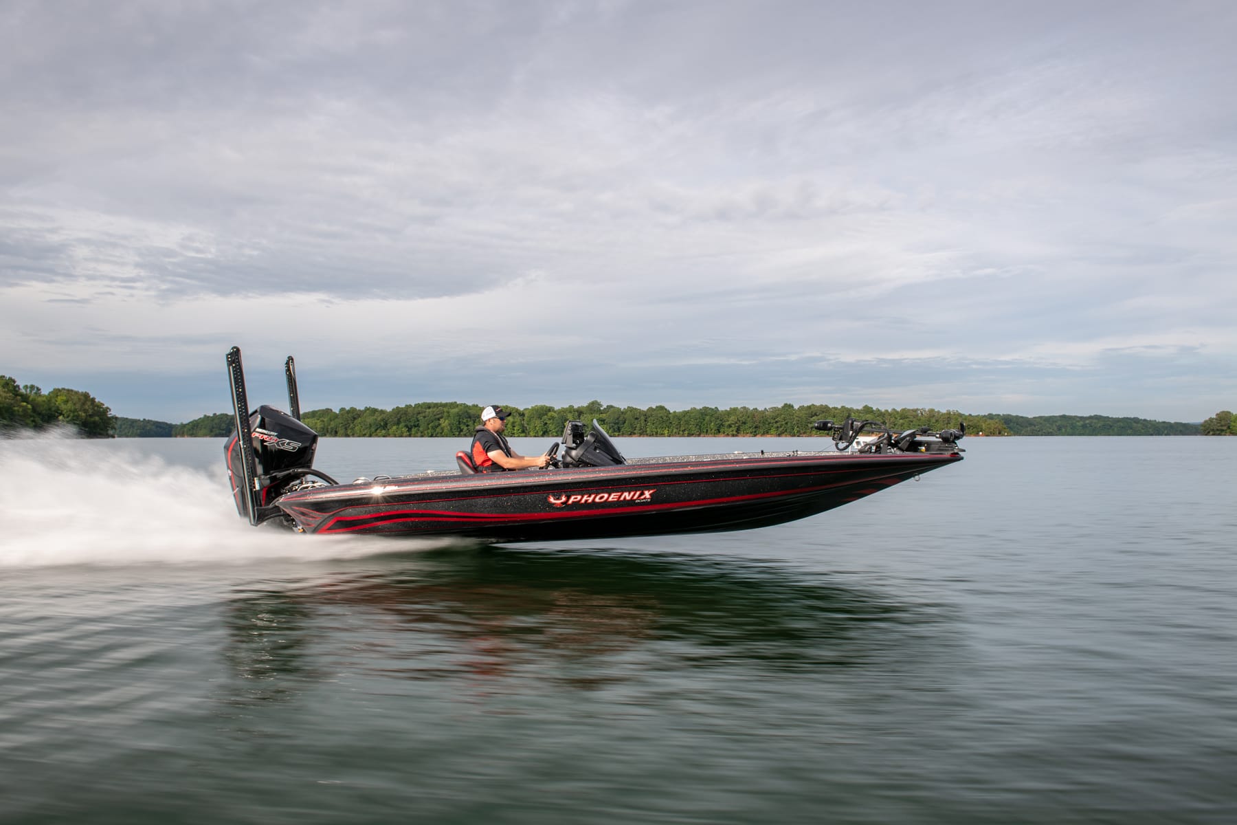 Phoenix Boats | The Boat Center | Wisconsin & Minnesota